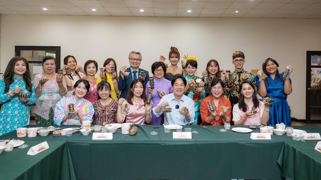 Phó Thủ tướng Lai Ching-te tham gia lễ hội Tết Đoan ngọ cùng cộng đồng ...