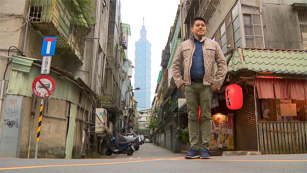 Du khách đổ về Đài Bắc để chụp ảnh pháo hoa tại tòa nhà 101, nên nên ...